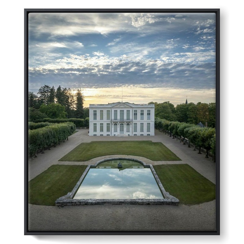 Château de Bouges, façade ouest et bassin (toiles encadrées) · Boutique ...