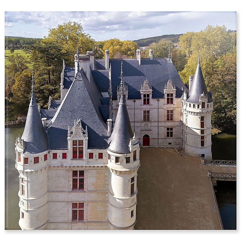 Château d'Azay-le-Rideau vu en plongée, côté est (acrylic panels ...